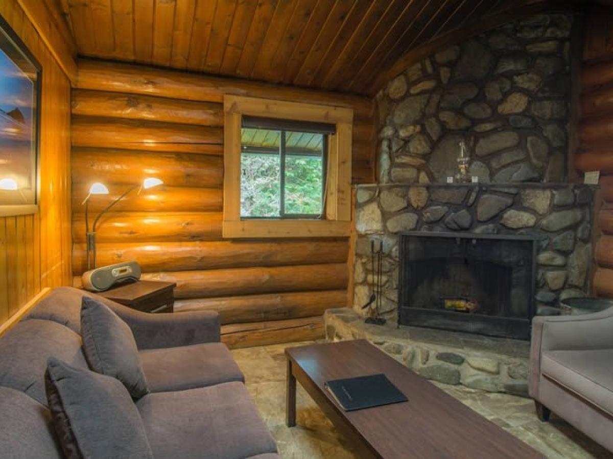 Cabin 9 | Crystal Cove Beach Resort